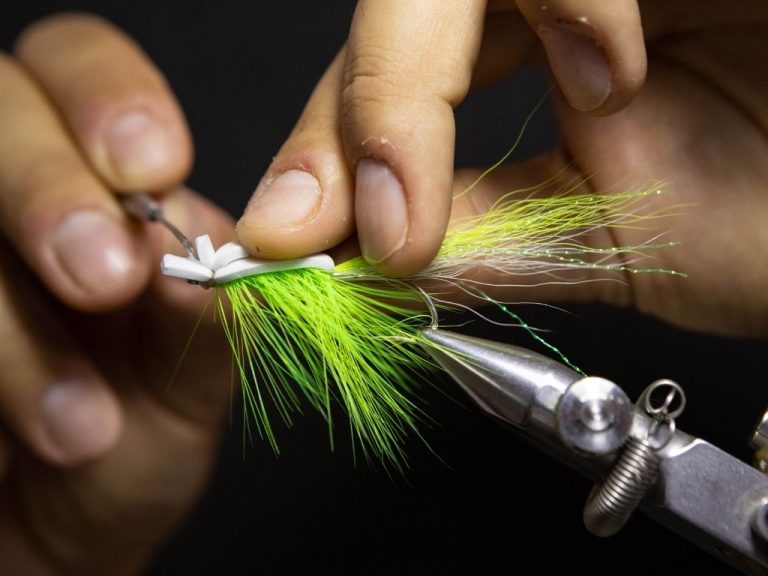How to Tie a Gurgler (Step-by-Step with Video) - Into Fly Fishing