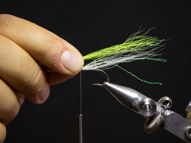 How to Tie a Gurgler (Step-by-Step with Video) - Into Fly Fishing